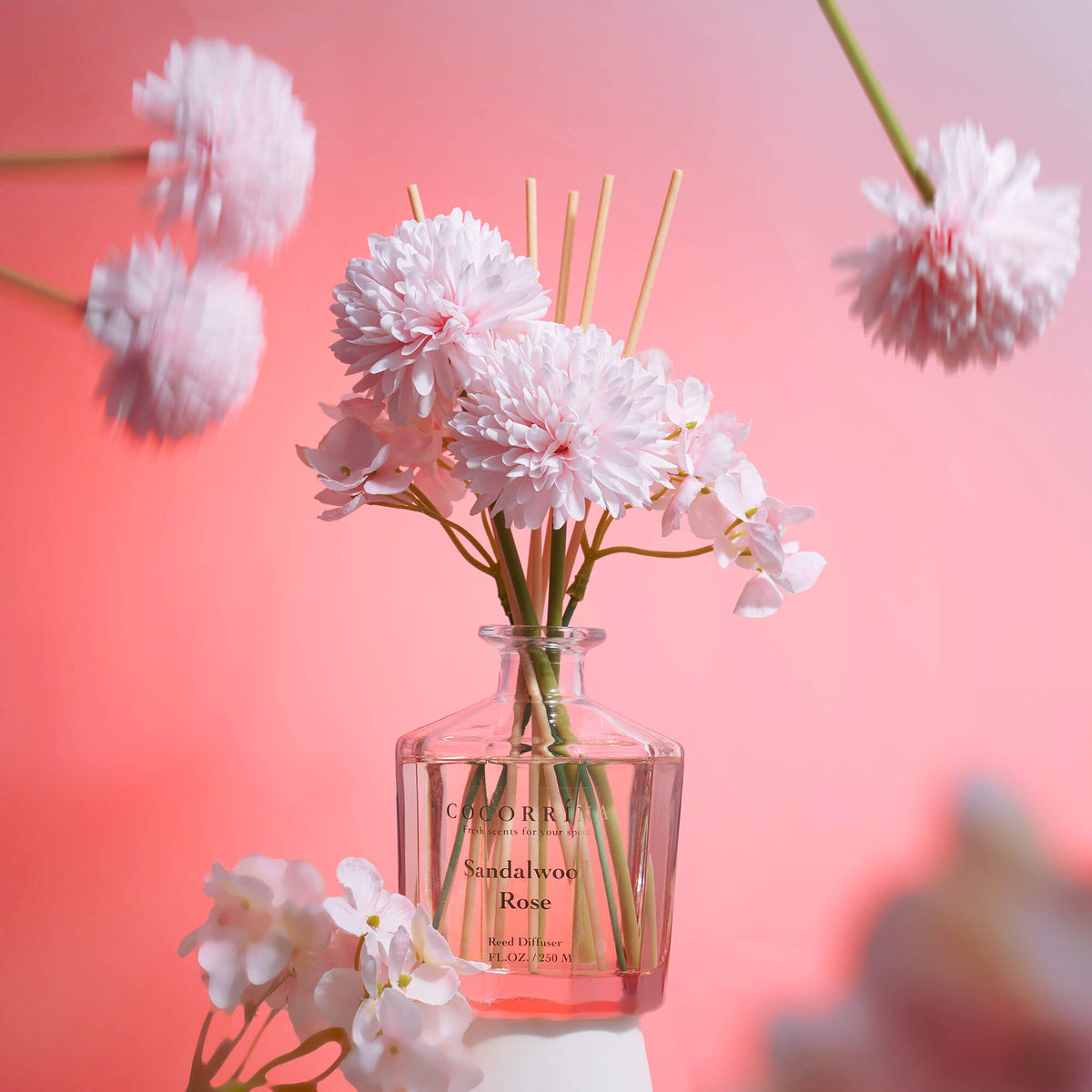 COCORRÍNA Sandalwood Rose Master Flower Reed Diffuser Set